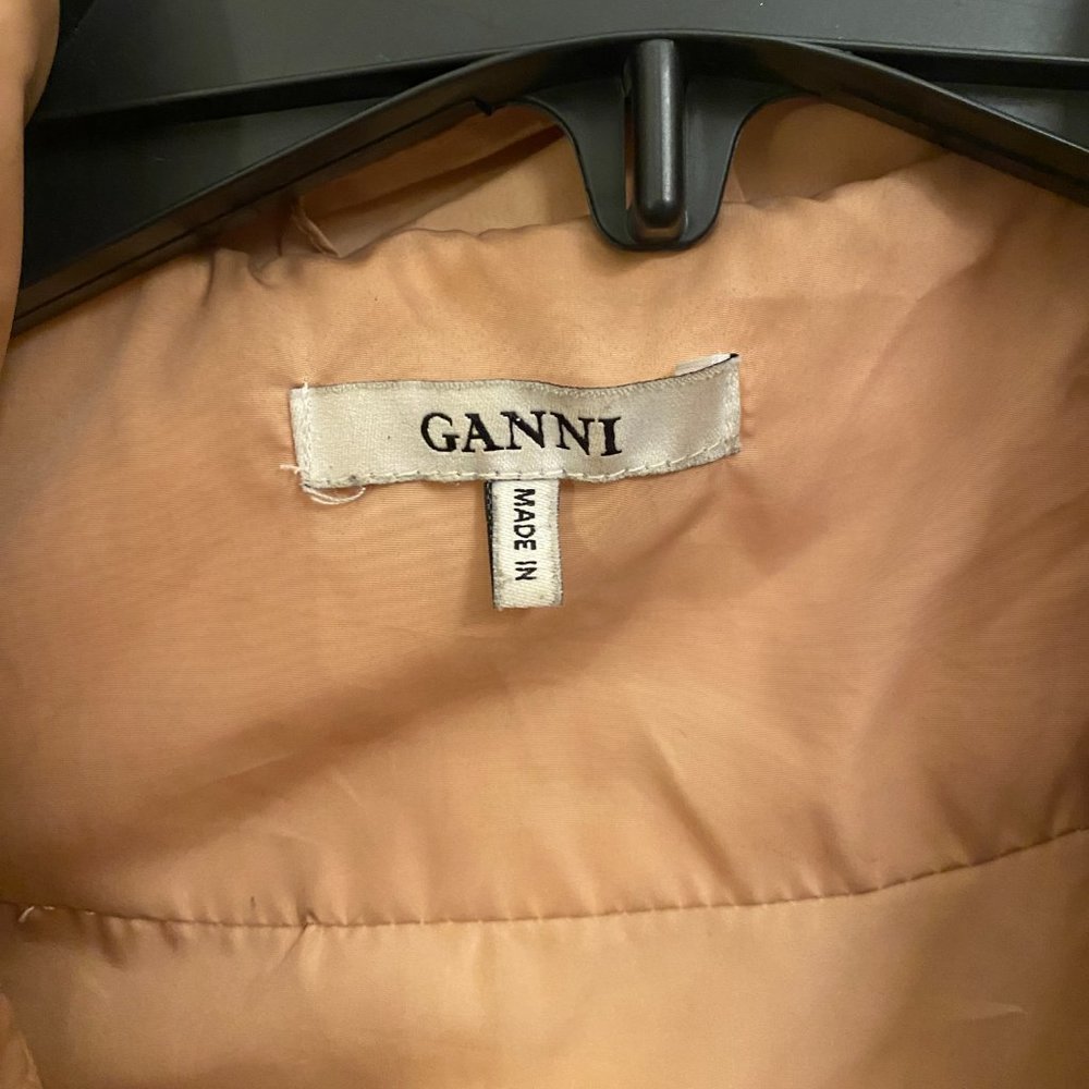 Ganni Beige Down Puffer Coat Jacket - Gem